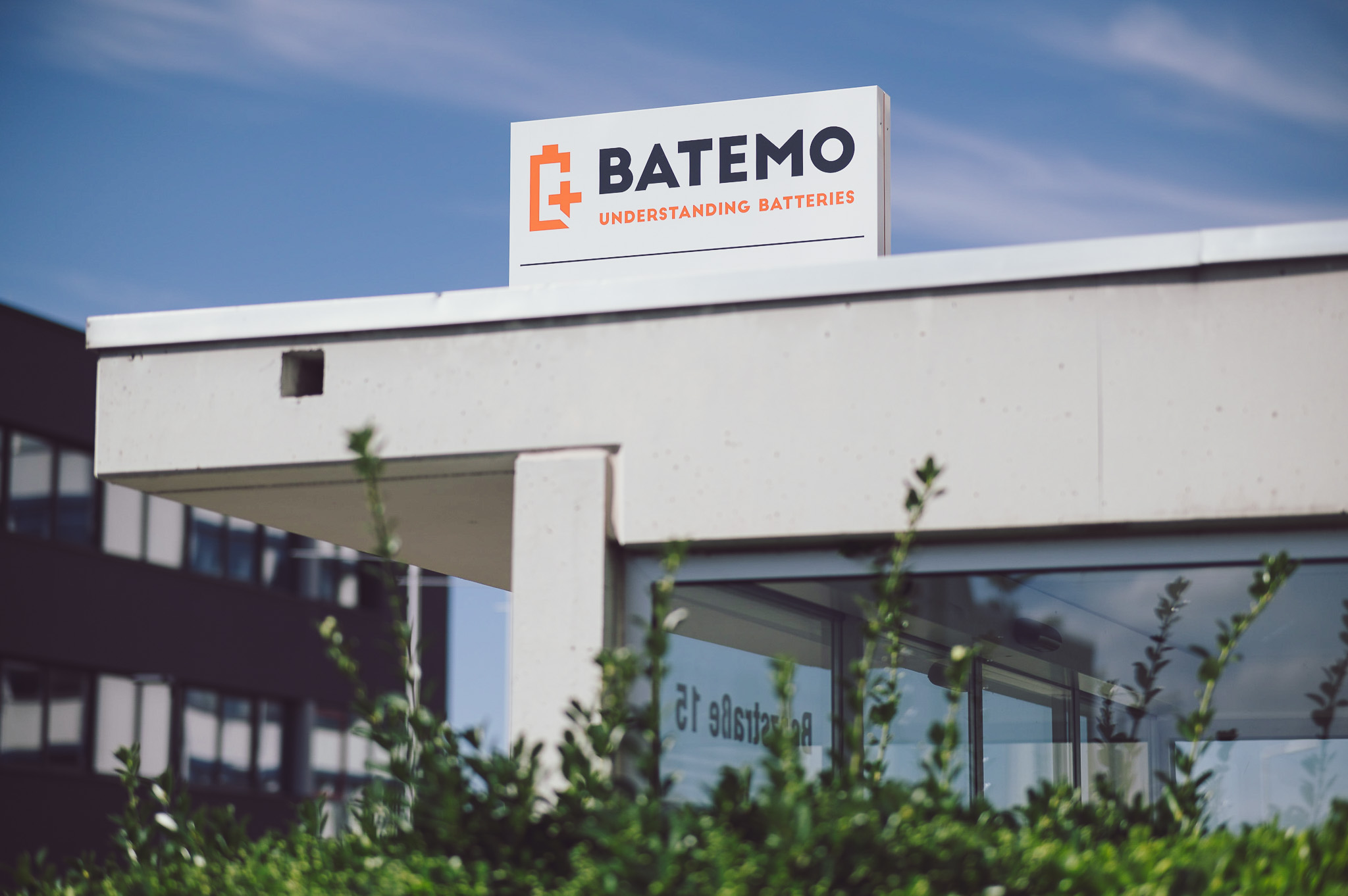 Power up your career and join our team at Batemo!